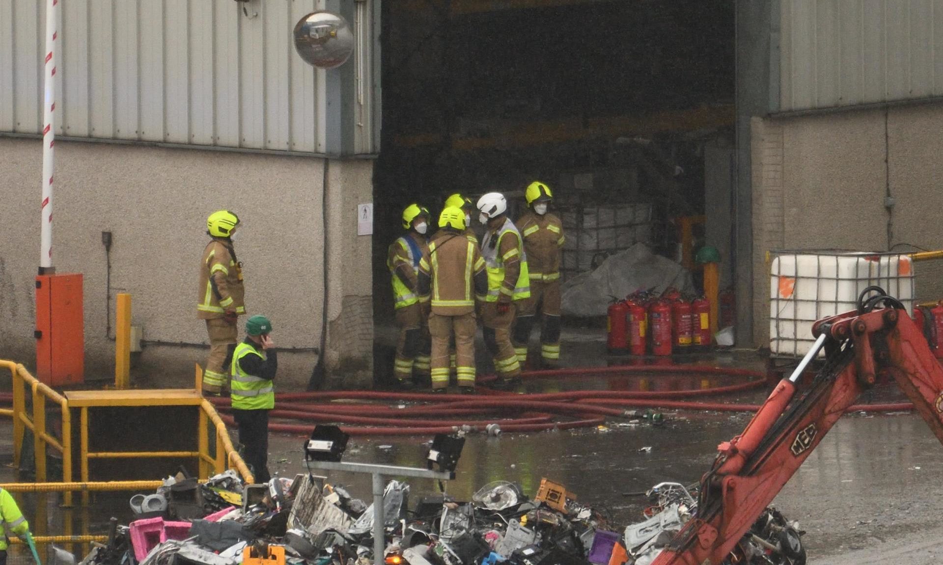 Firefighters attend Perth recycling centre to extinguish blaze