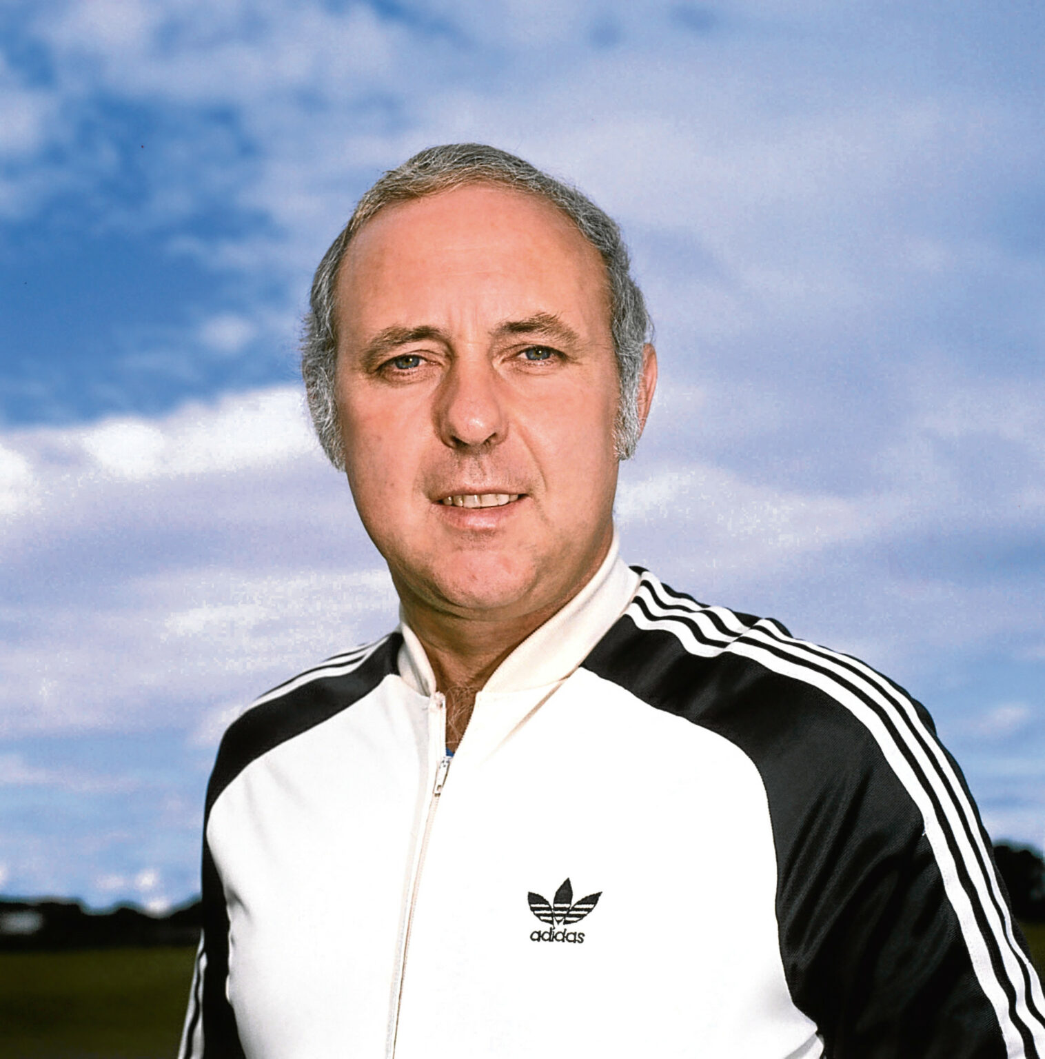 Jim McLean play Smile to return to Dundee Rep