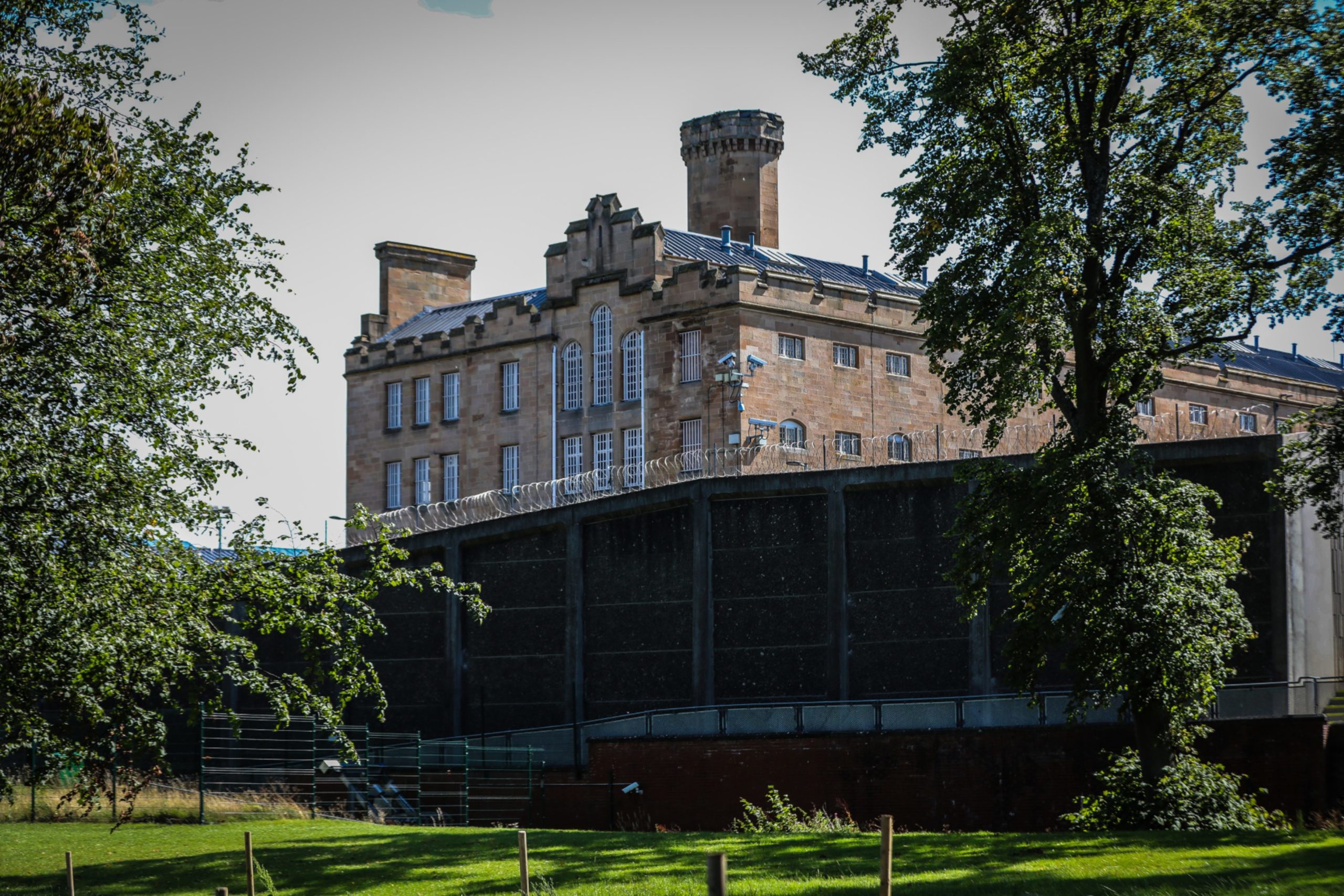 perth' prison - The Courier