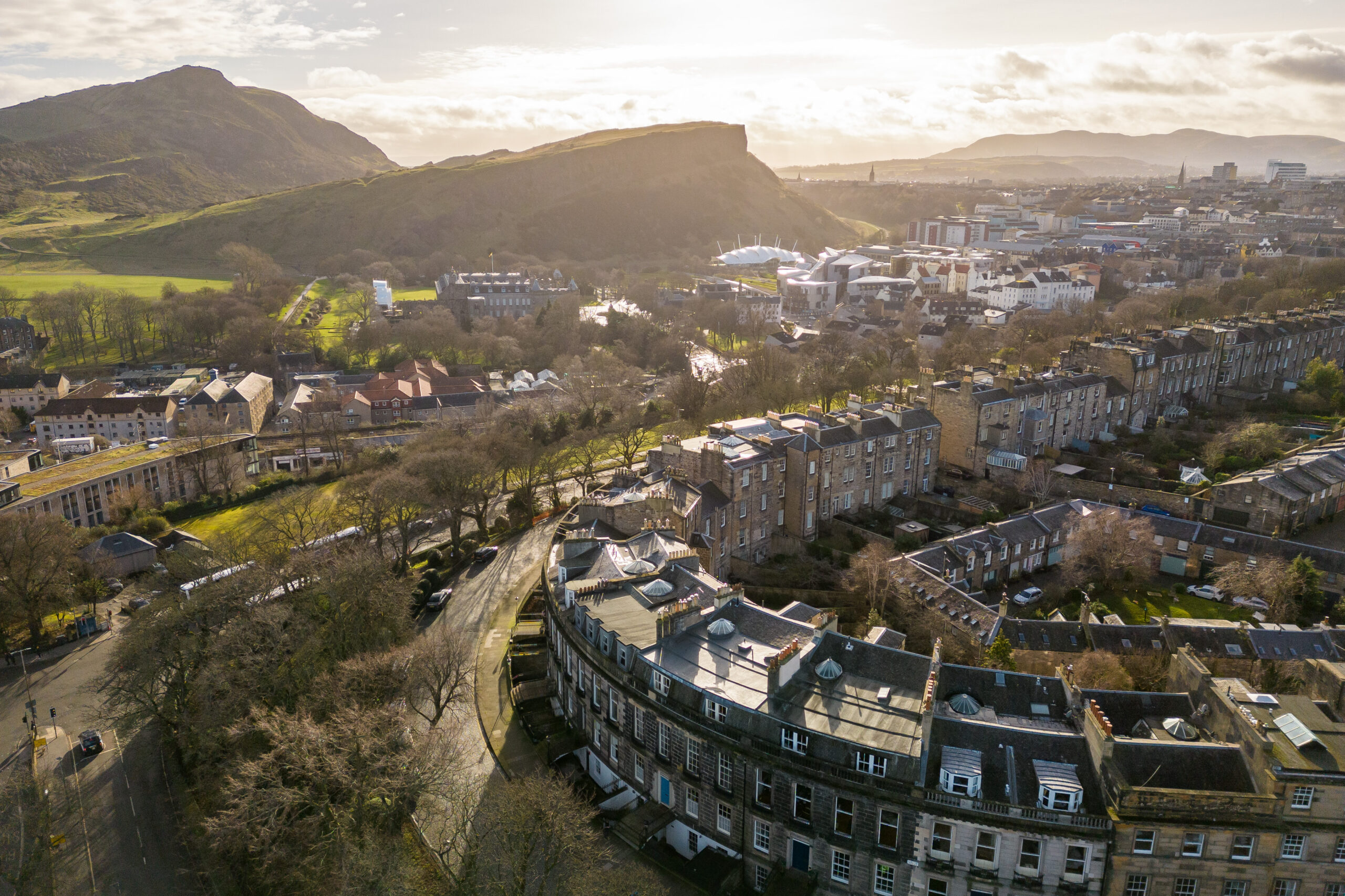 Rare Georgian townhouse in Edinburgh's New Town hits the market ...