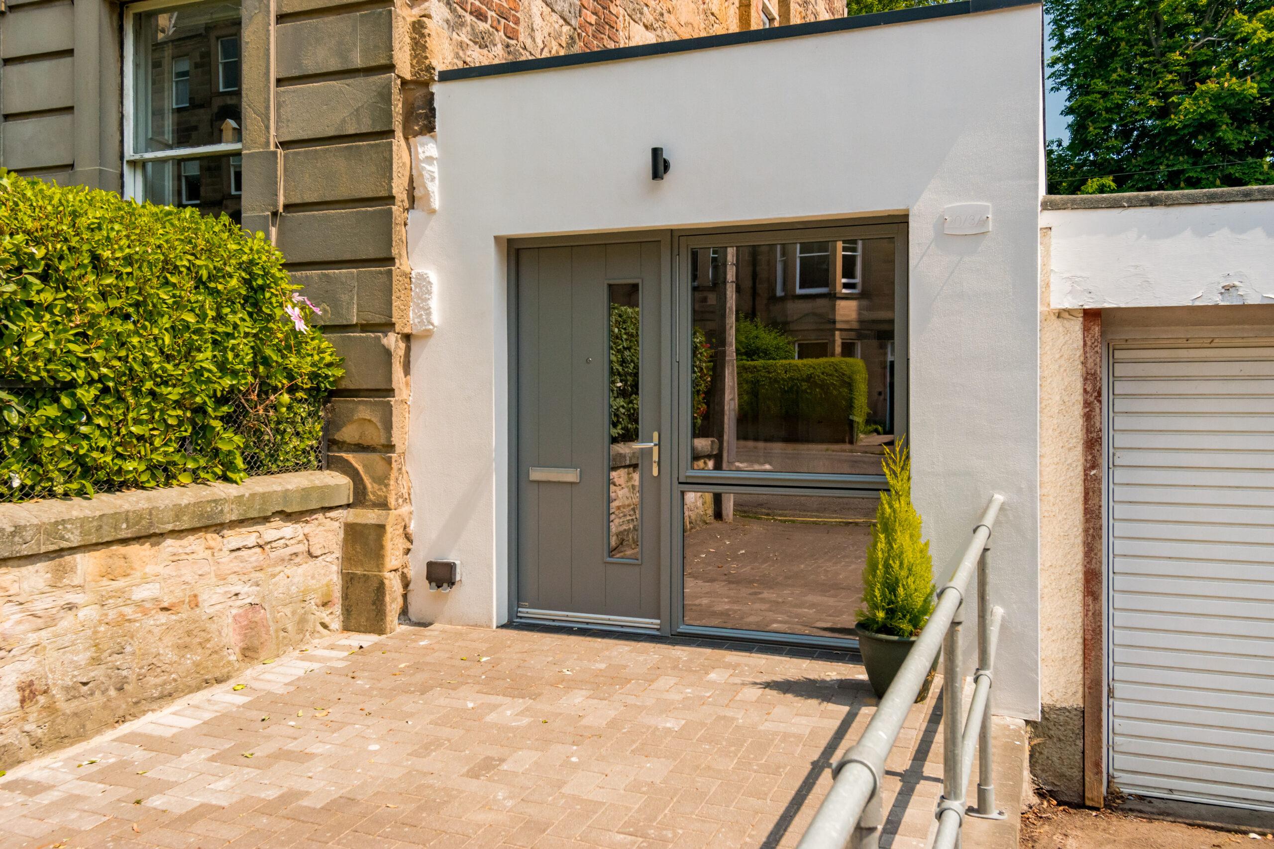 Garage in Edinburgh converted into immaculate one bedroom flat up for ...