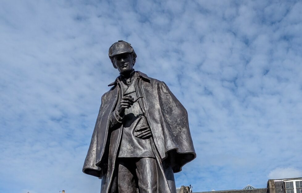 Sherlock Holmes statue unveiled to mark birthplace of Sir Arthur Conan ...