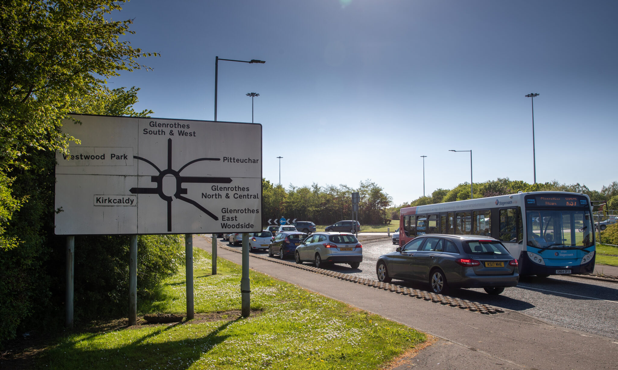 Glenrothes roundabouts traffic lights plan in the pipeline