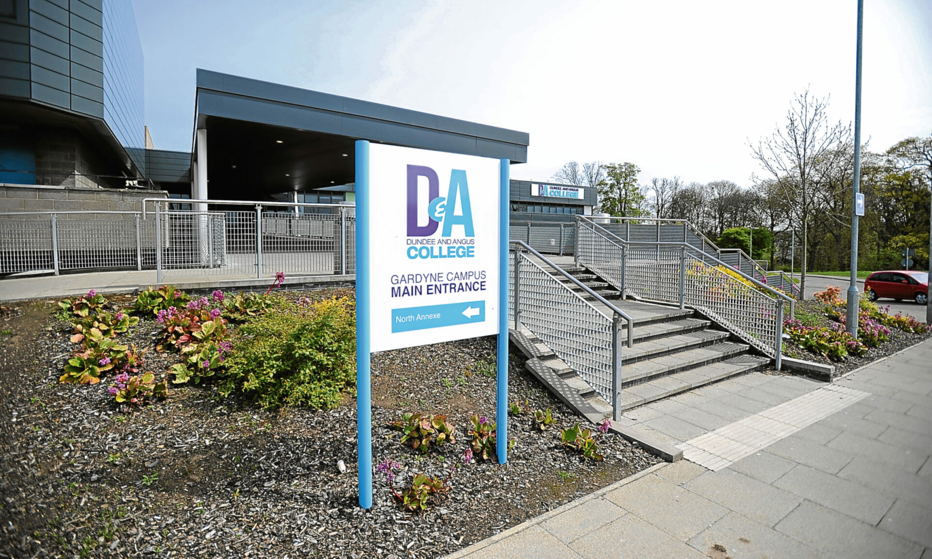 D&A College confirms closure of Gardyne swimming pool