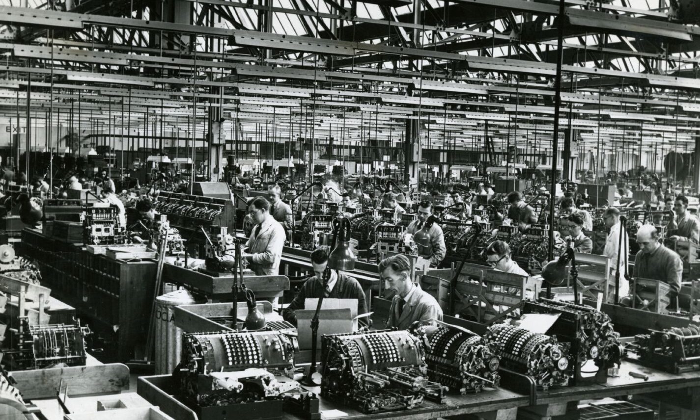 NCR: 75 years in Dundee told in 75 incredible pictures