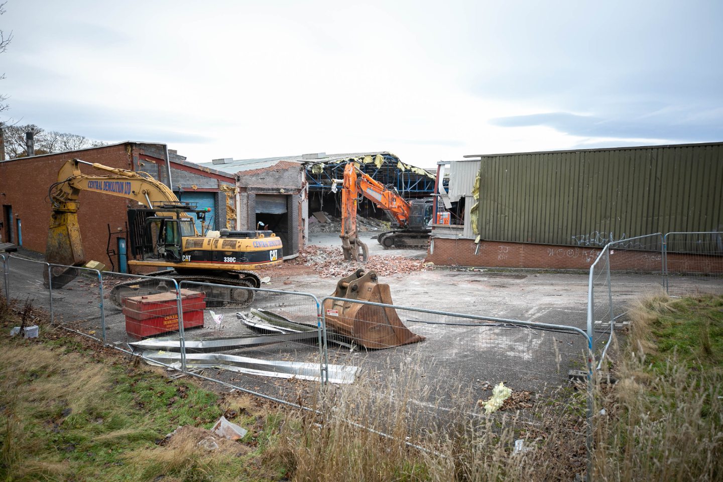 VIDEO: Levi's Dundee: Former factory's demolition under way