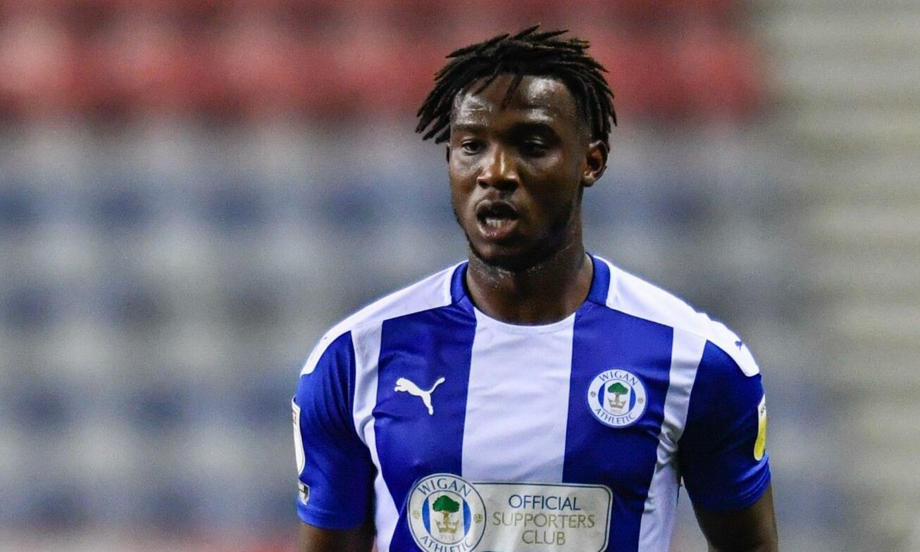 St Johnstone sign Viv Solomon-Otabor