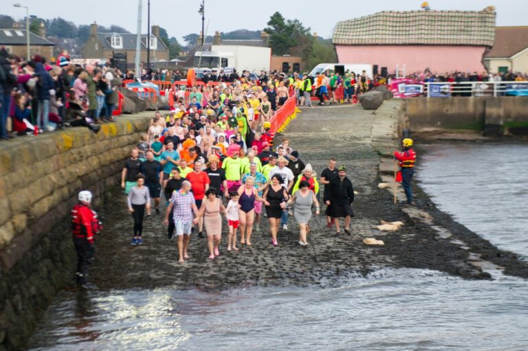 Broughty Ferry New Year's Dook sees big dip in numbers