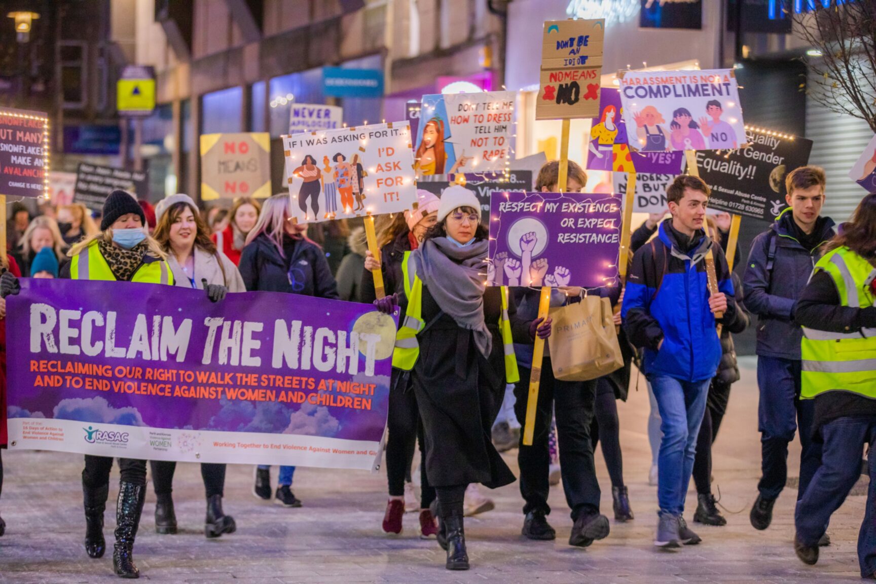 Reclaim the Night: Protestors march in Perth to campaign against gender ...