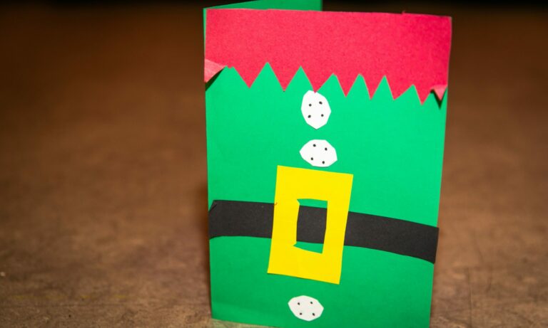 Rowantree Primary School Christmas cards for Dundee's elderly people