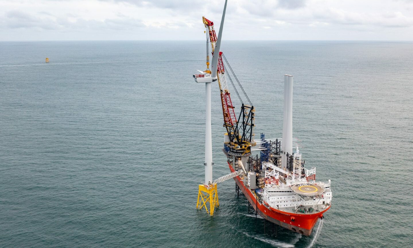 Seagreen: Enormous 5,100 tonne structure installed at Angus wind farm