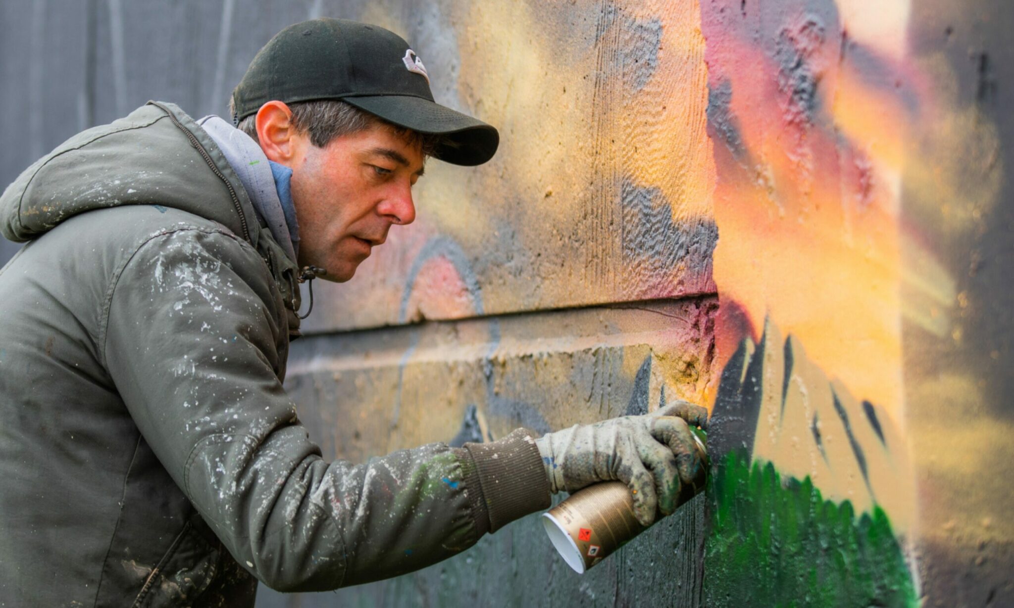 Have you seen these 'roarsome' new dinosaur murals in Buckhaven?