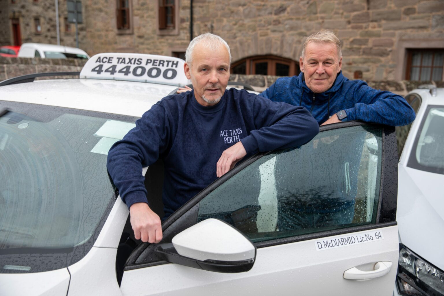 Bid for more wheelchair-accessible taxis in Perth branded 'farcical'