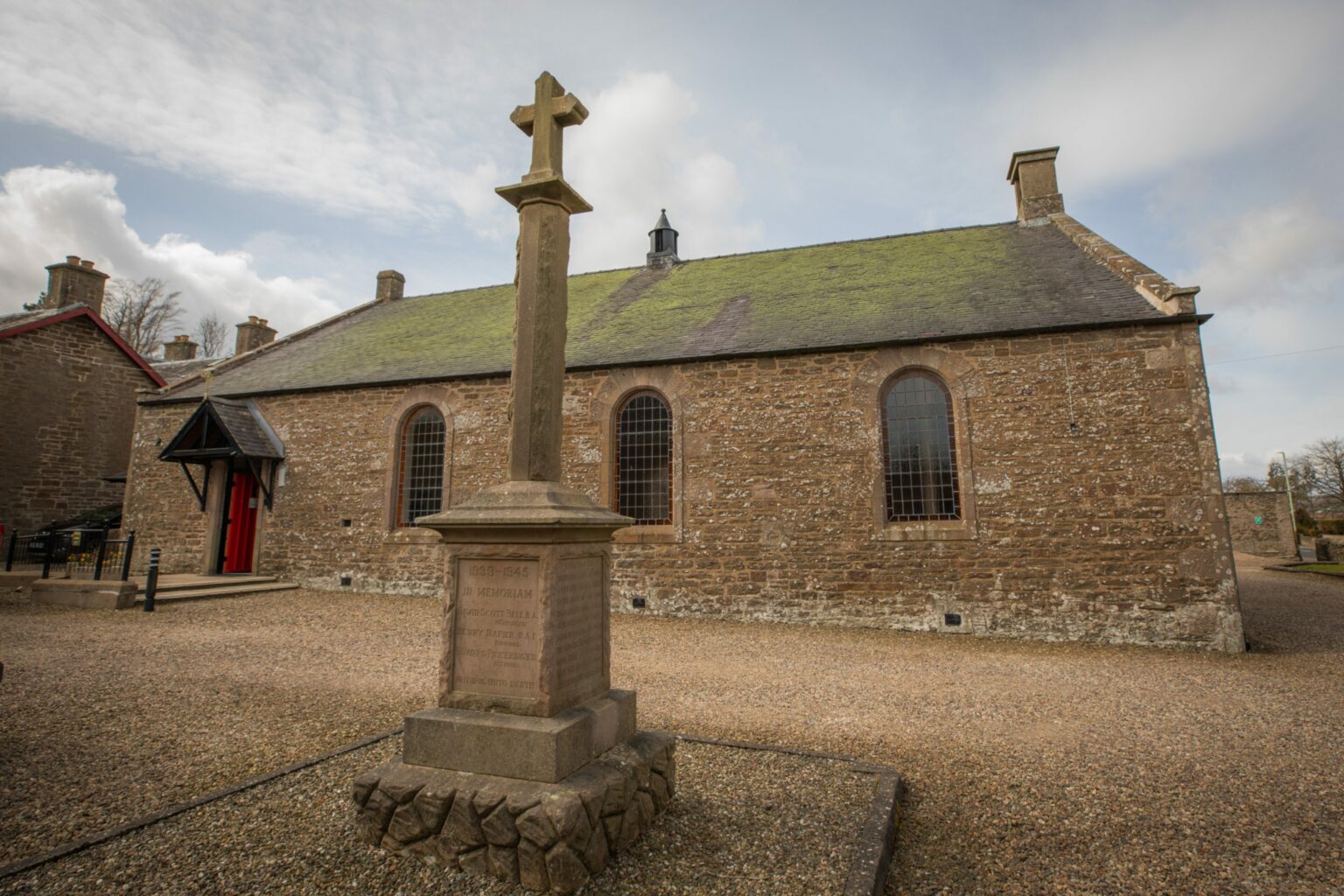 New-look Muirhead church hosts first service since £70,000 transformation