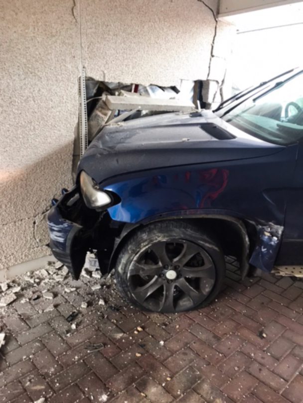 Teenage driver smashed BMW into Kirkcaldy house