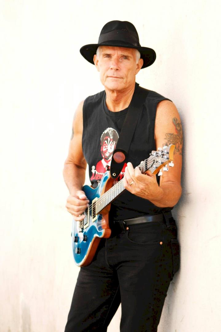 GIG GUIDE: Greg Douglass to show why he still rocks with the best - The ...