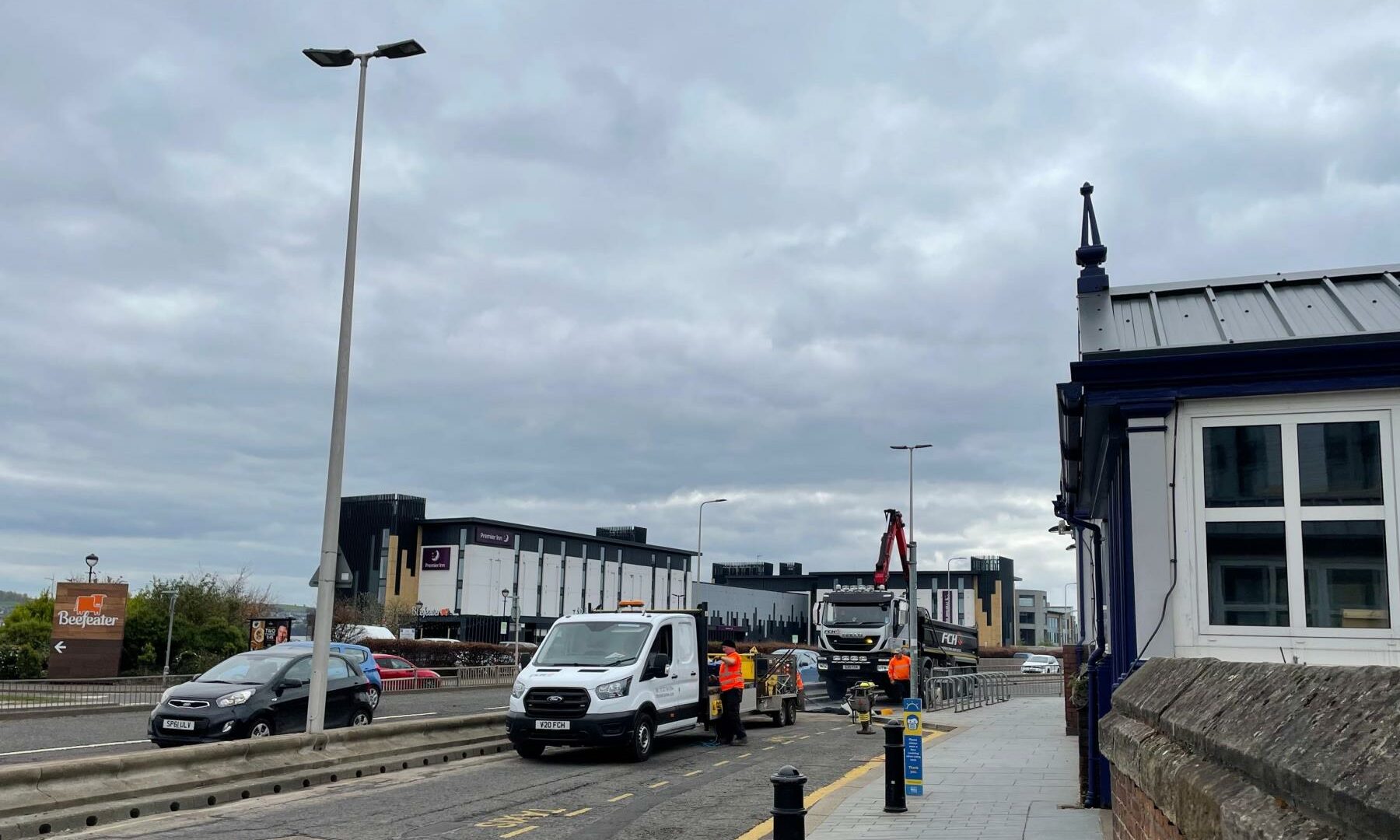 Dundee train passengers left confused over closure of taxi rank