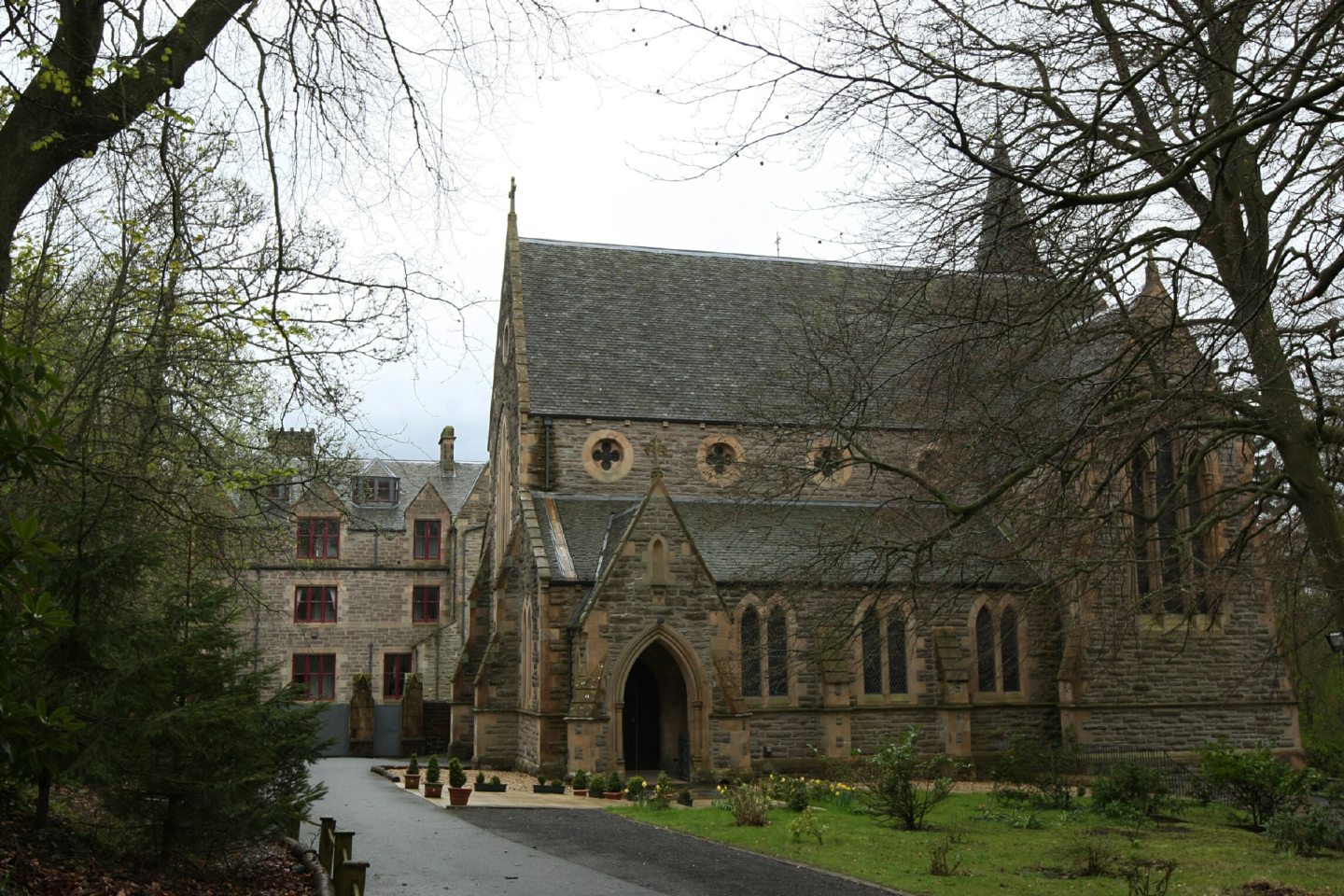 Bungling '666' crook found in priest's bed after Perth monastery break-in