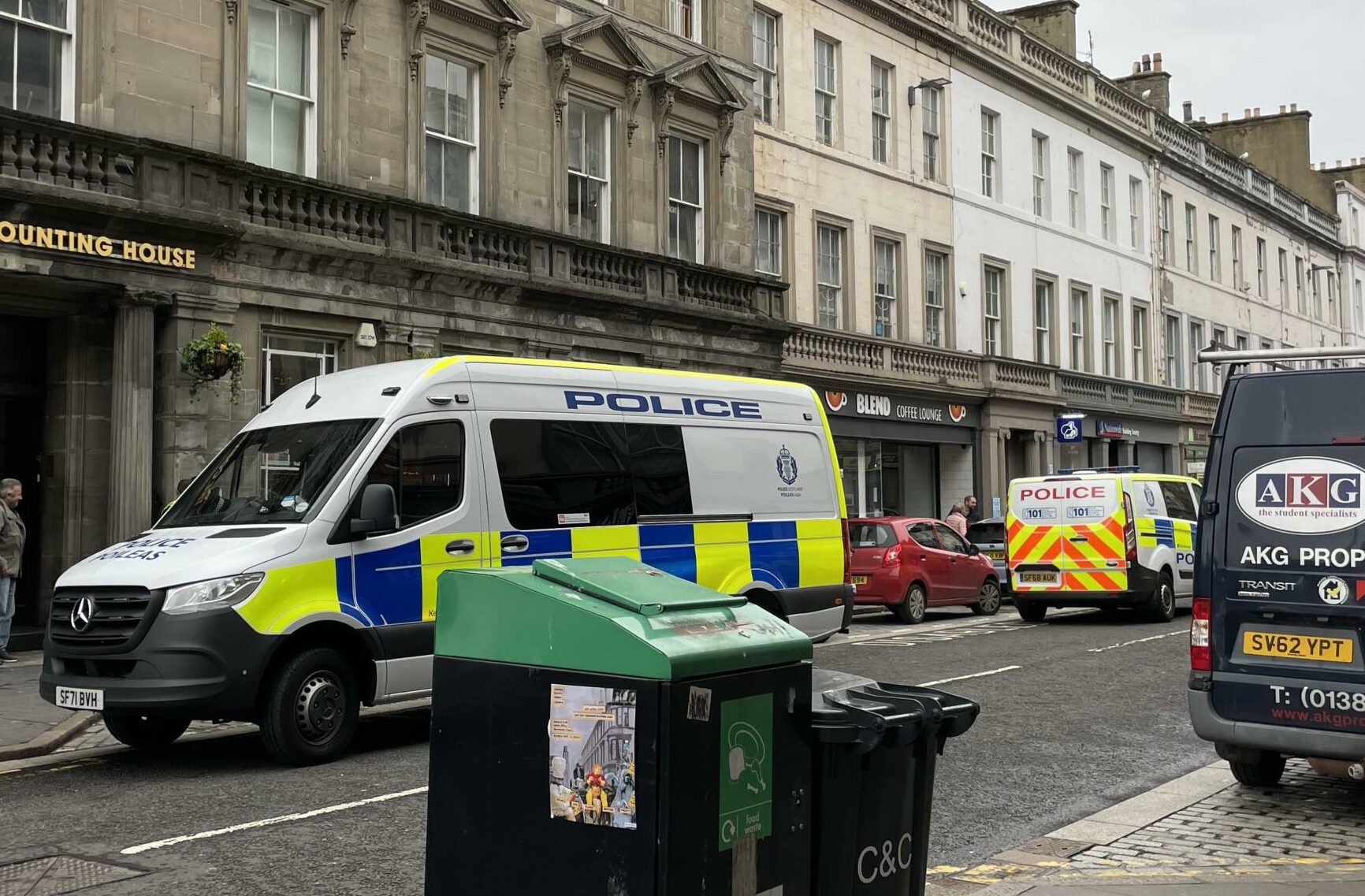 Man, 31, arrested after alleged assault at Dundee pub