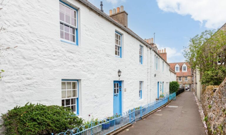 Hamish McHamish: Home of Scotland's most famous cat goes on sale