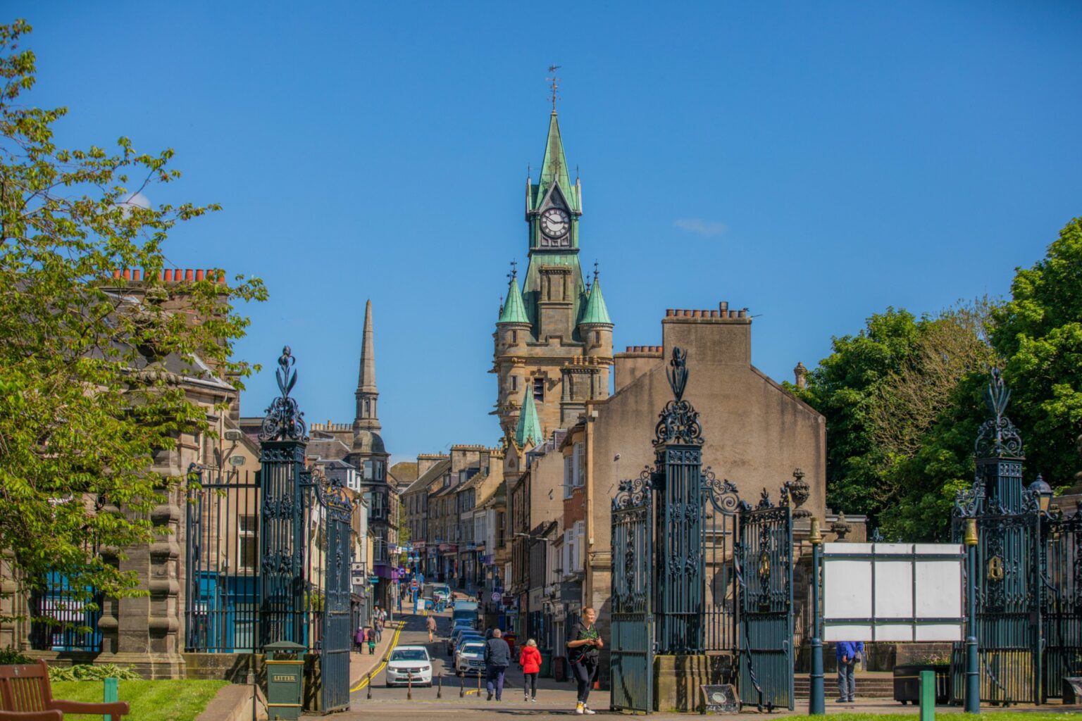 Dunfermline: 15 photos that capture Fife town's city vibes