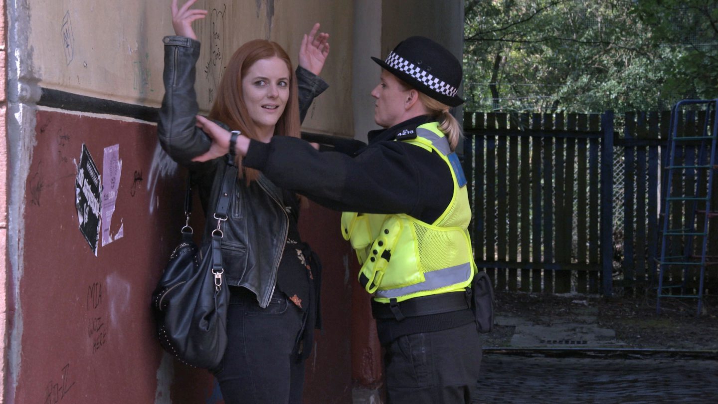 Interview: River City star Lesley Hart recalls being 'bitten by the bug ...