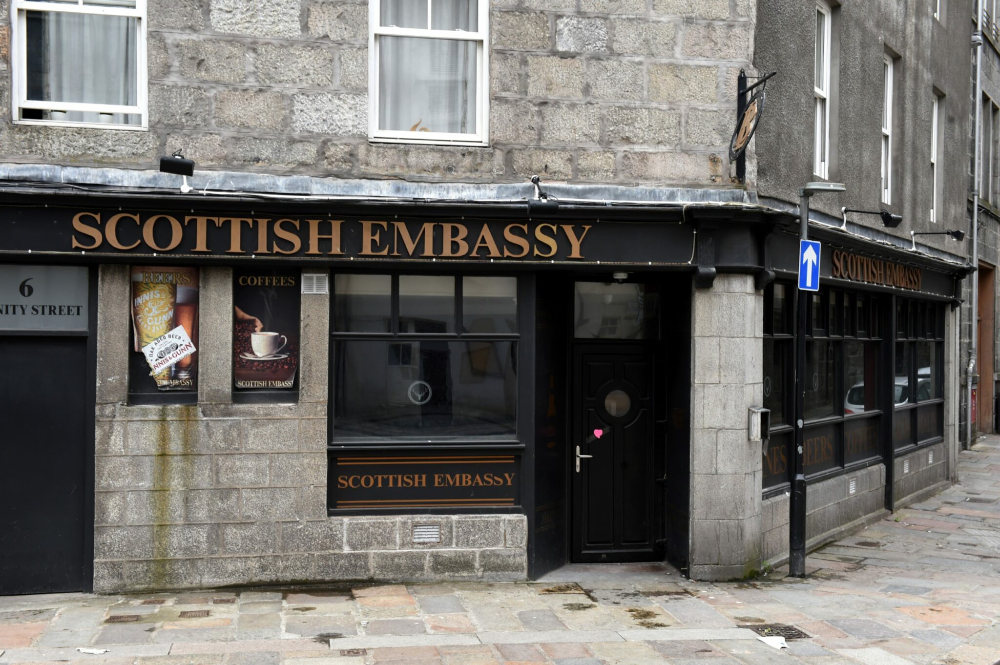 Dundee kitchen-fitter hit bouncer in sun and booze-fuelled attack