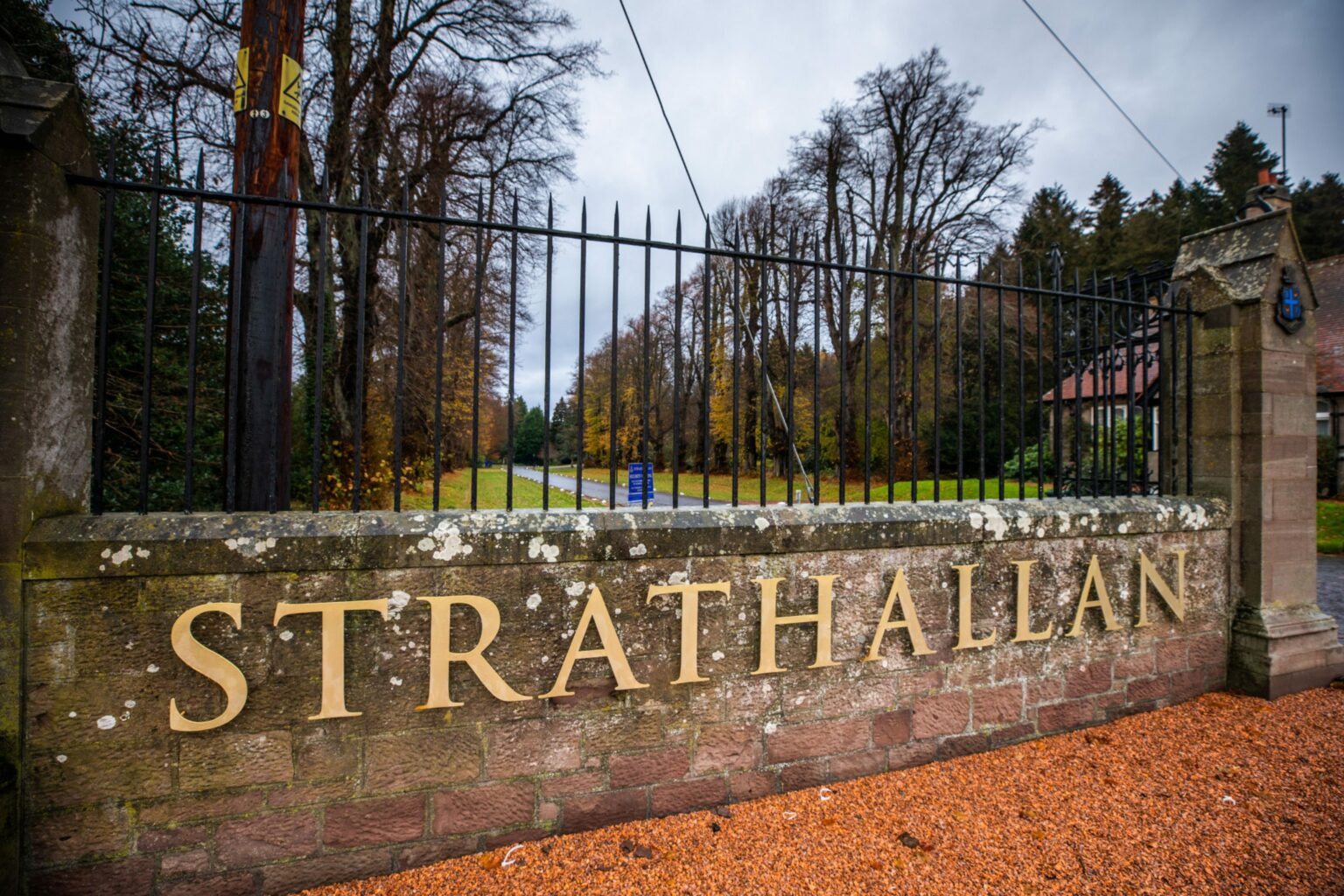 Lindsay Heron: Perthshire hypnotherapist and Strathallan alumnus dies at 81