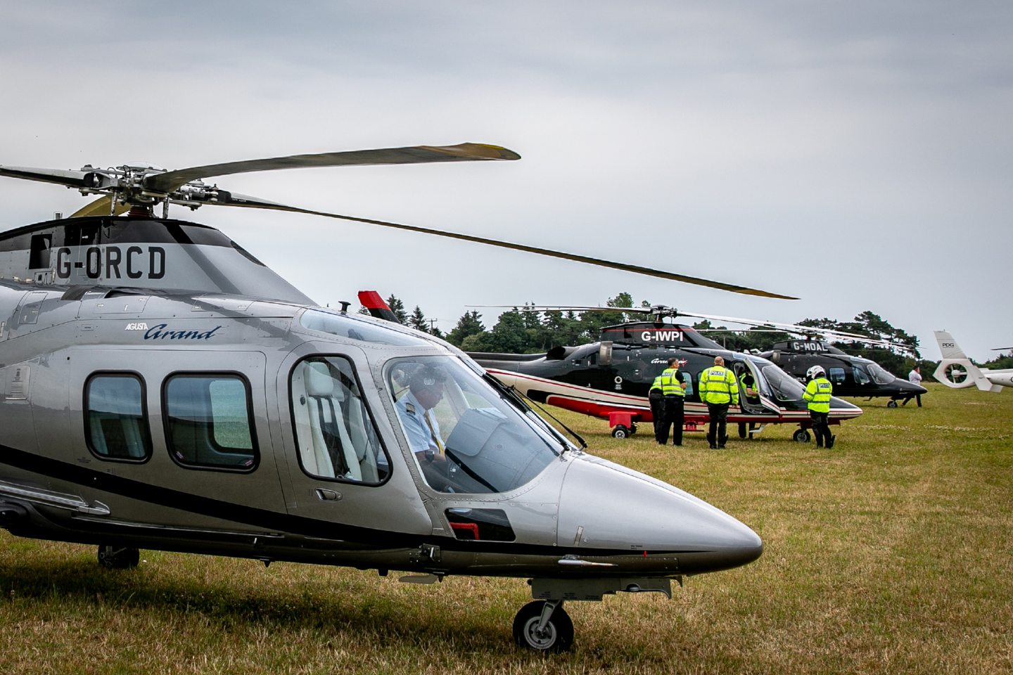 The super rich use helicopters to avoid 'pandemonium' at The Open