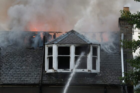 James Street: Perth residents hail 'hero' who raised alarm over fire