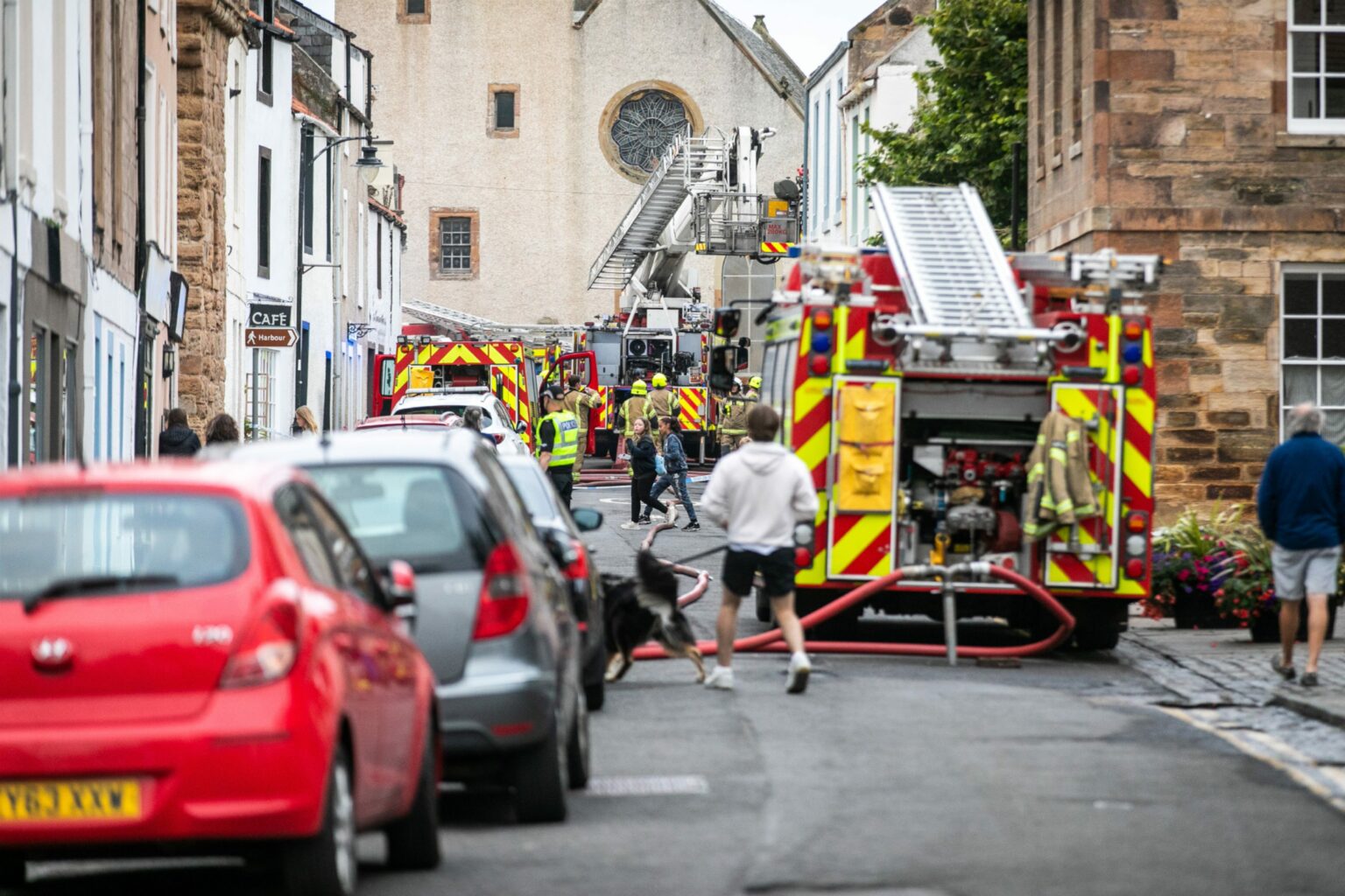 One injured after fire tears through Pittenweem chip shop