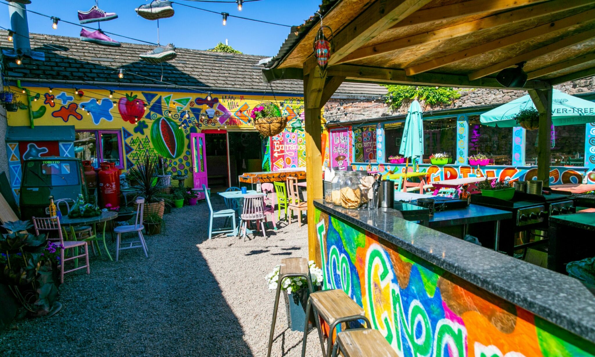 Dutch & Pablo's and Two Chihuahua's in Perth to shut