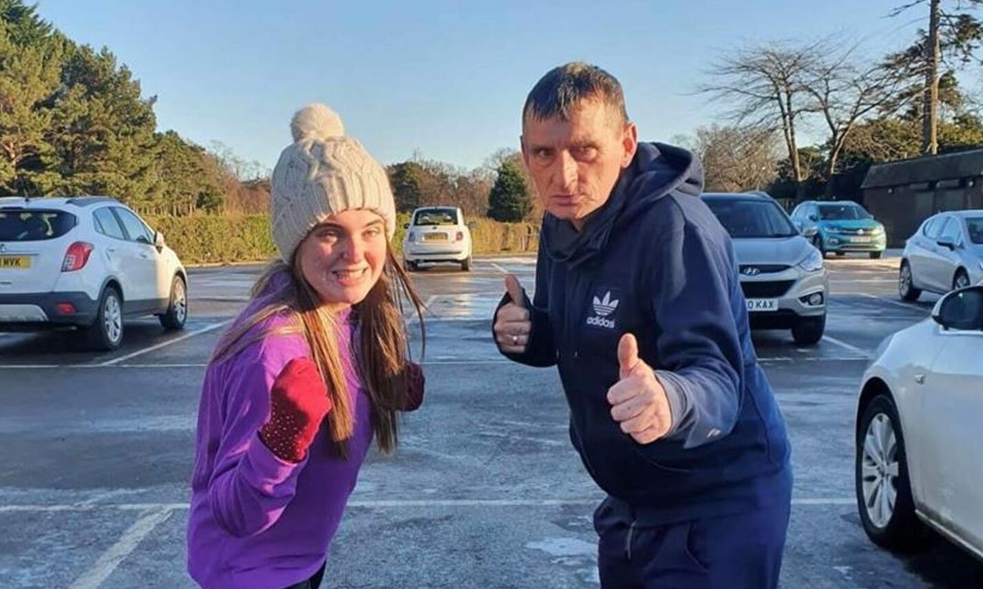 Dundee's Chelsea Cameron doing half marathon in memory of dad