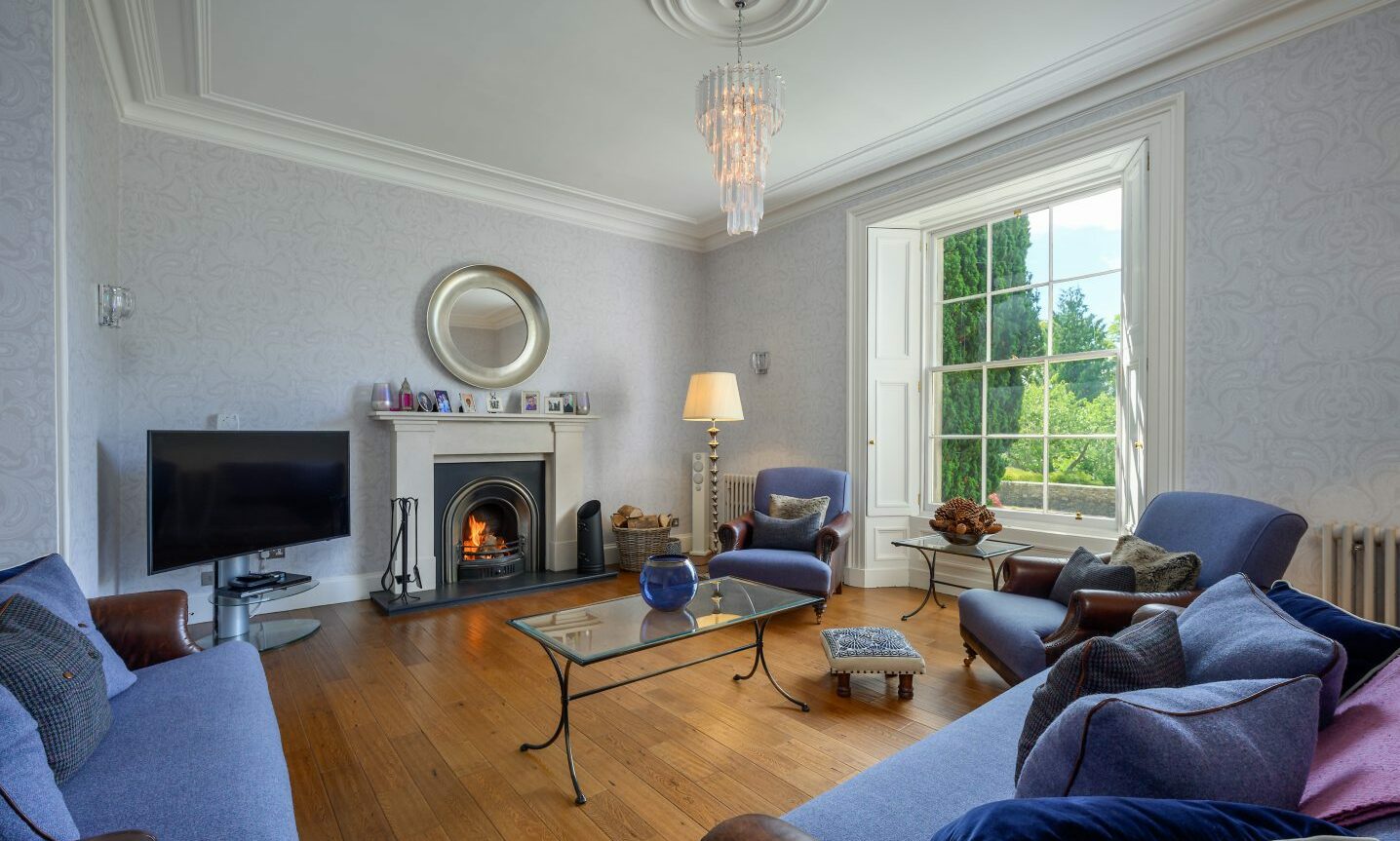 Mansfield Place: Perth townhouse on the River Tay