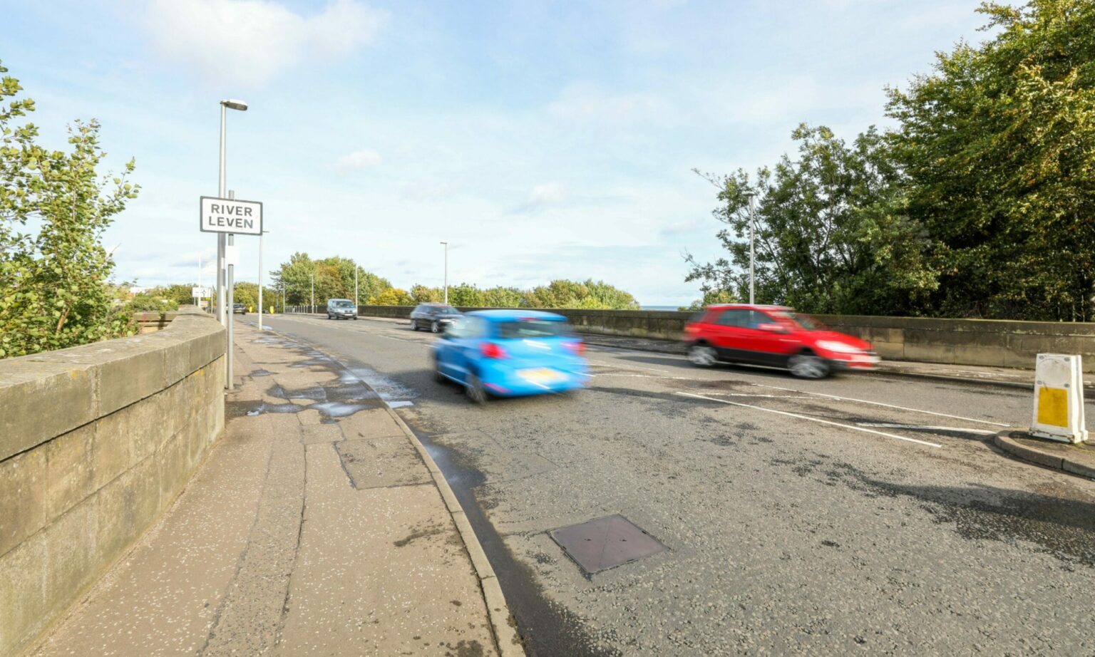 Bawbee Bridge, Leven: Traffic lights to remain until January 2023