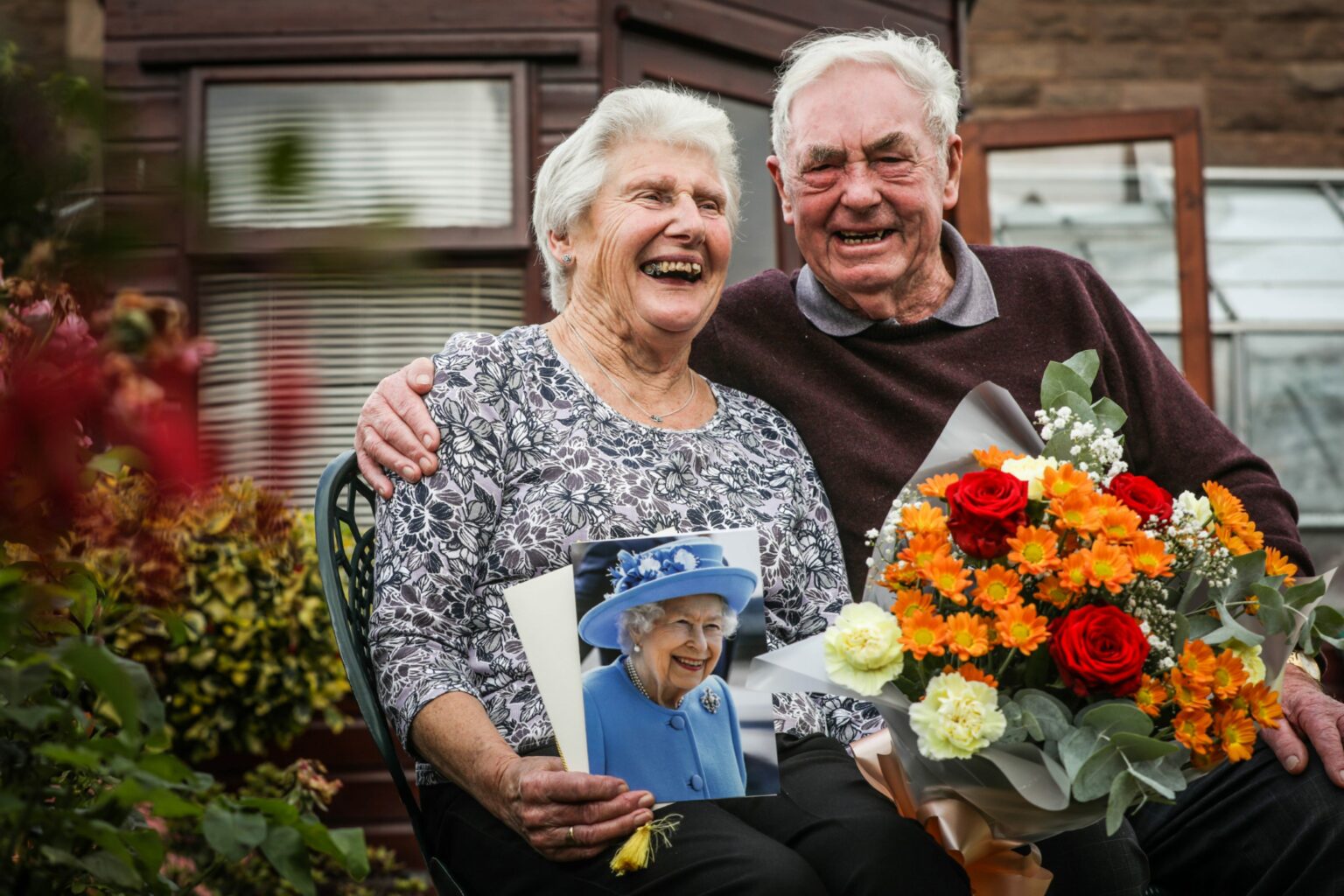 Last Forfar couple to receive Queen's card treasure memories of meeting her