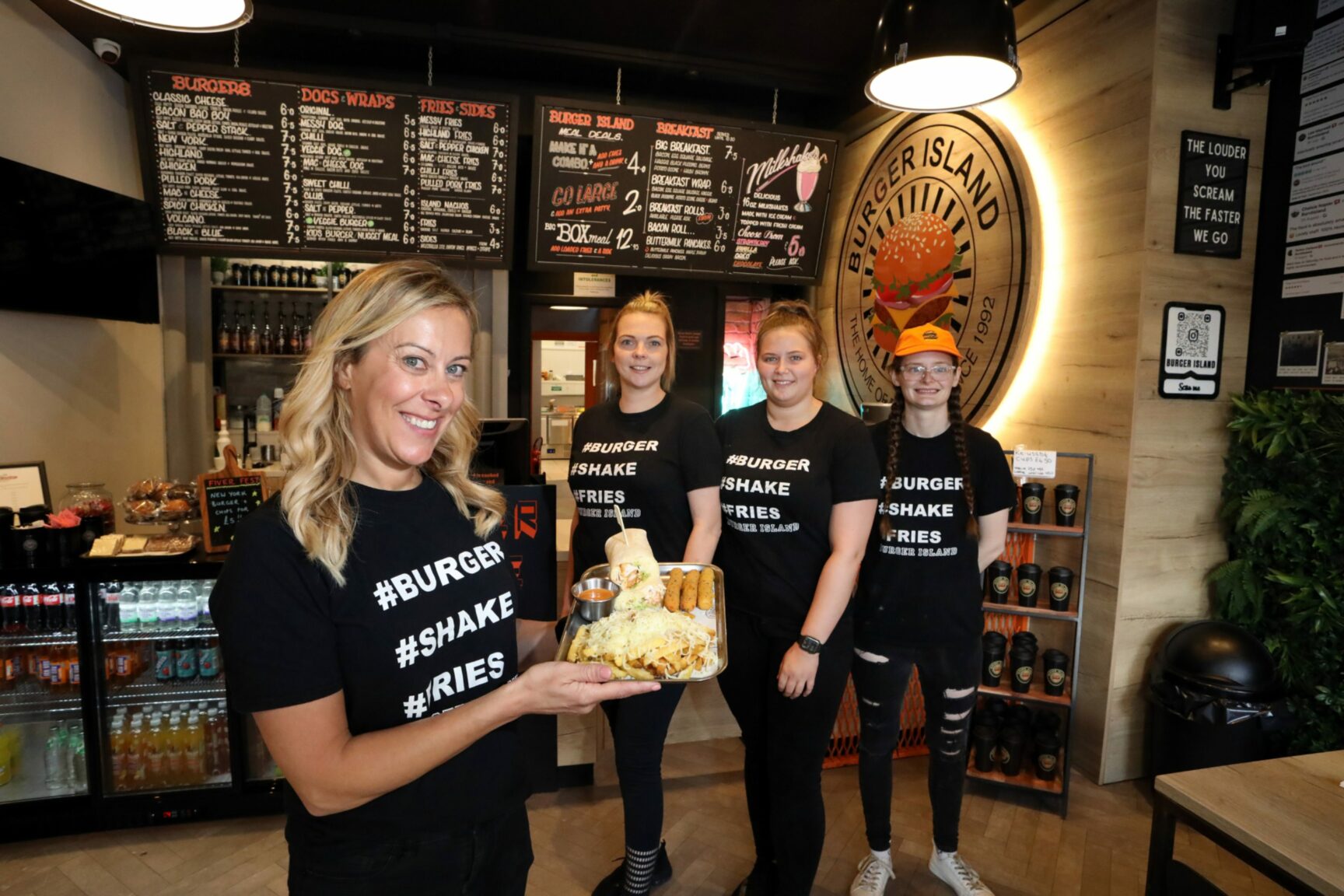 Burntisland's Burger Island hunt for inventors of 'spice boy box'