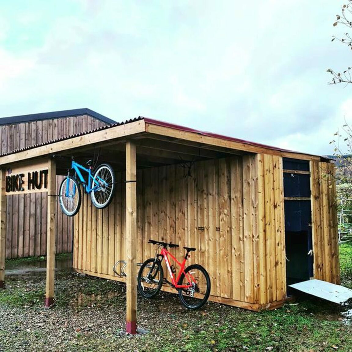 Aberfeldy business owner 'angry and frustrated' after bikes stolen