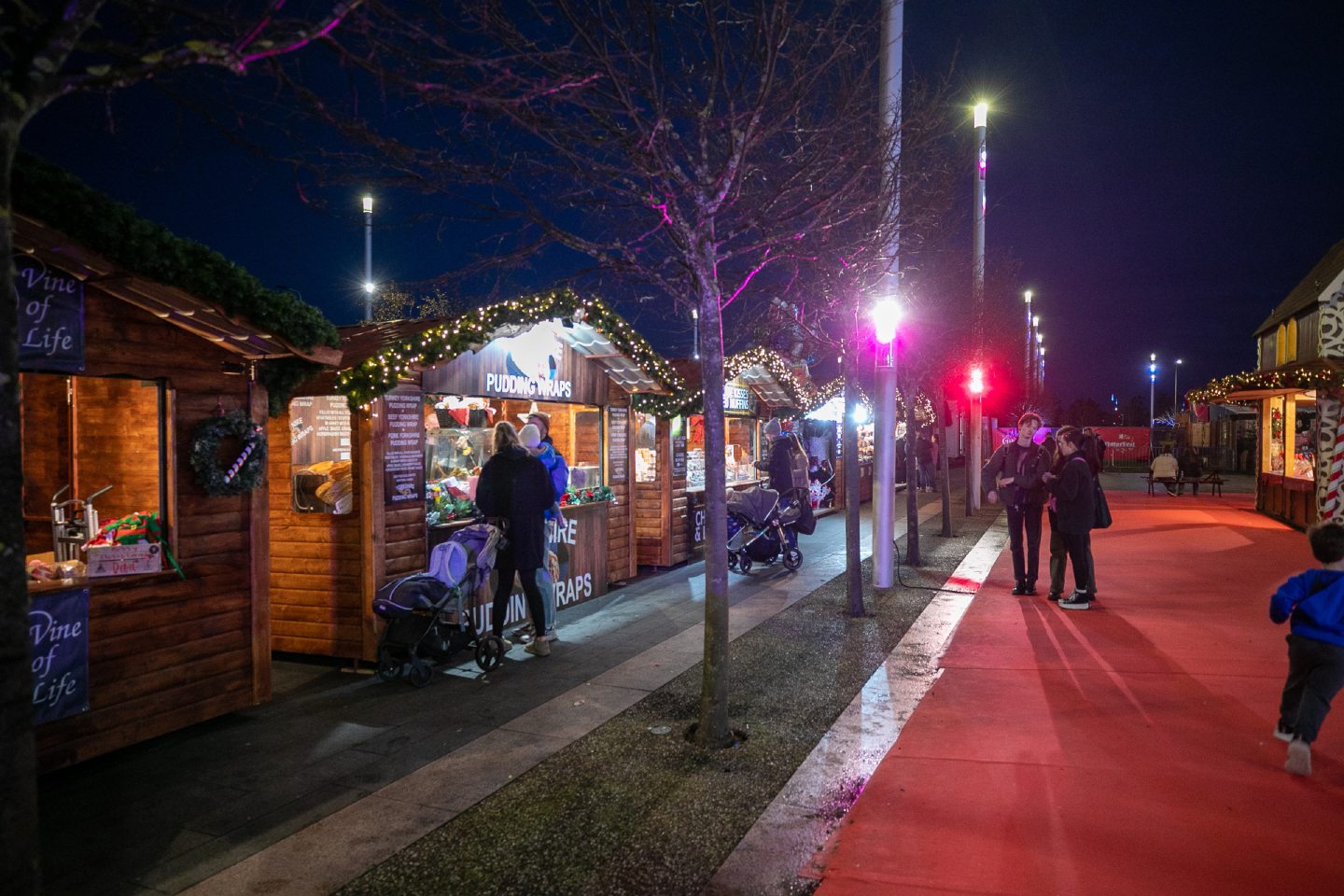 Best pictures as Dundee Winterfest opens after delay