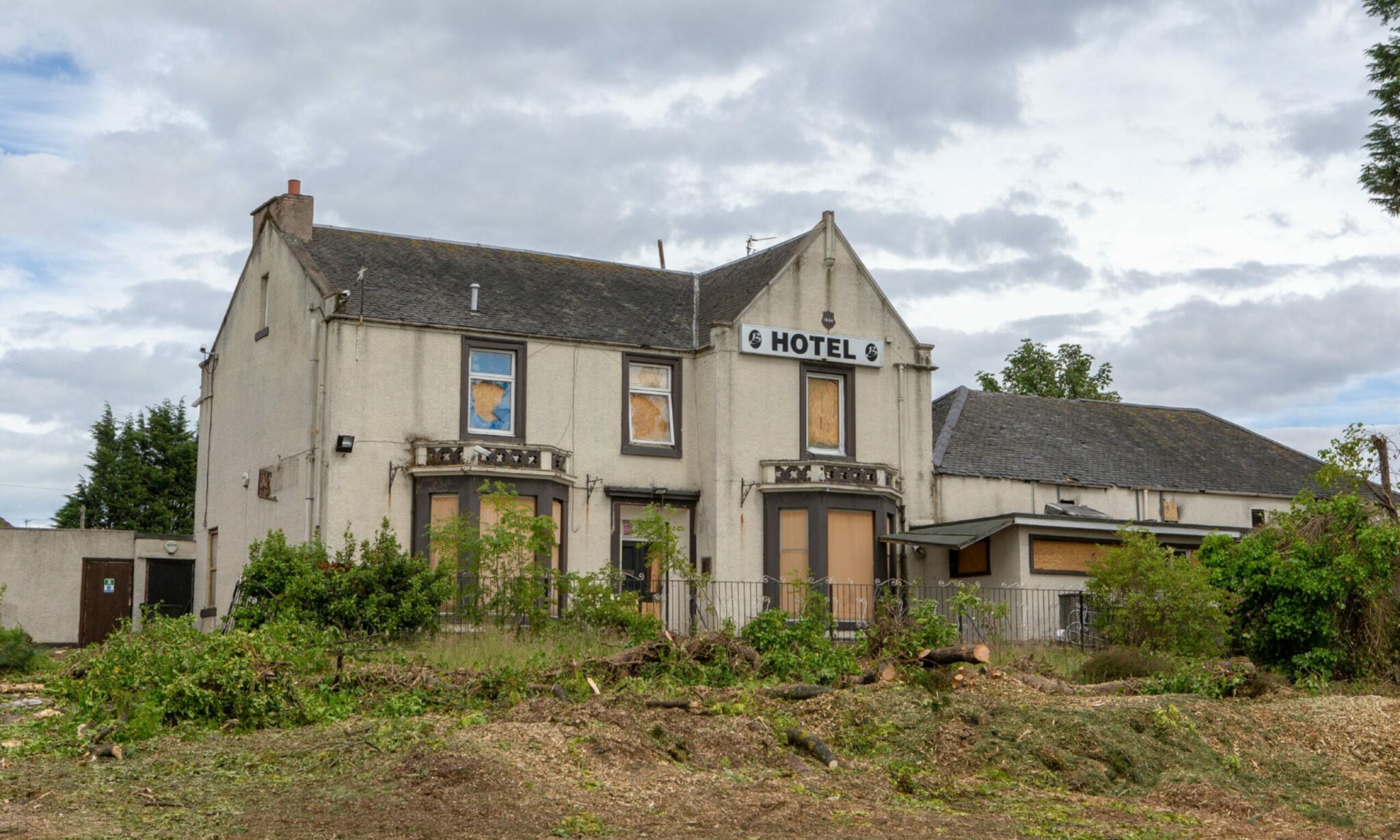 Crisis talks to discuss aftermath of two Leven High Street fires