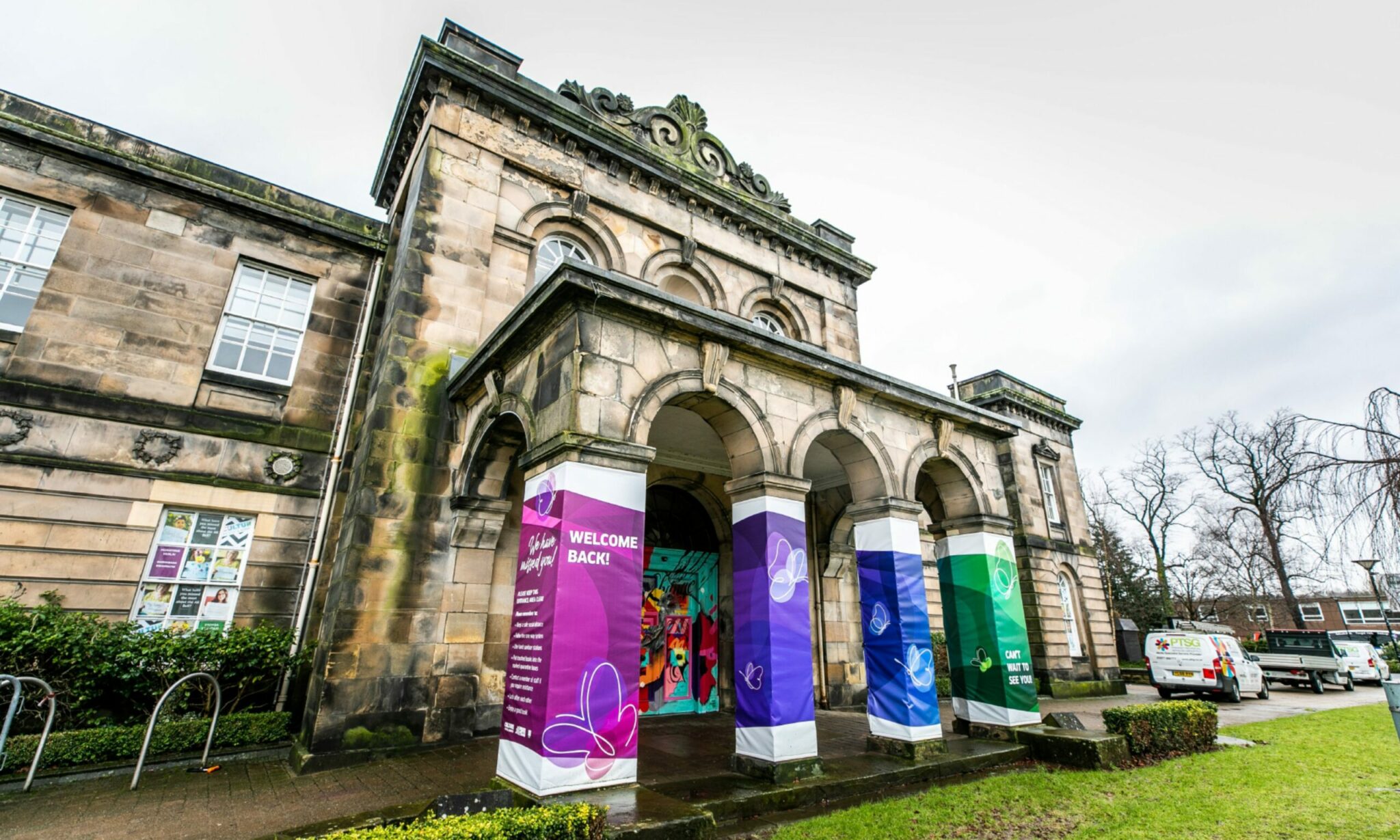 Man, 34, accused of menacing strangers at locations around Perth