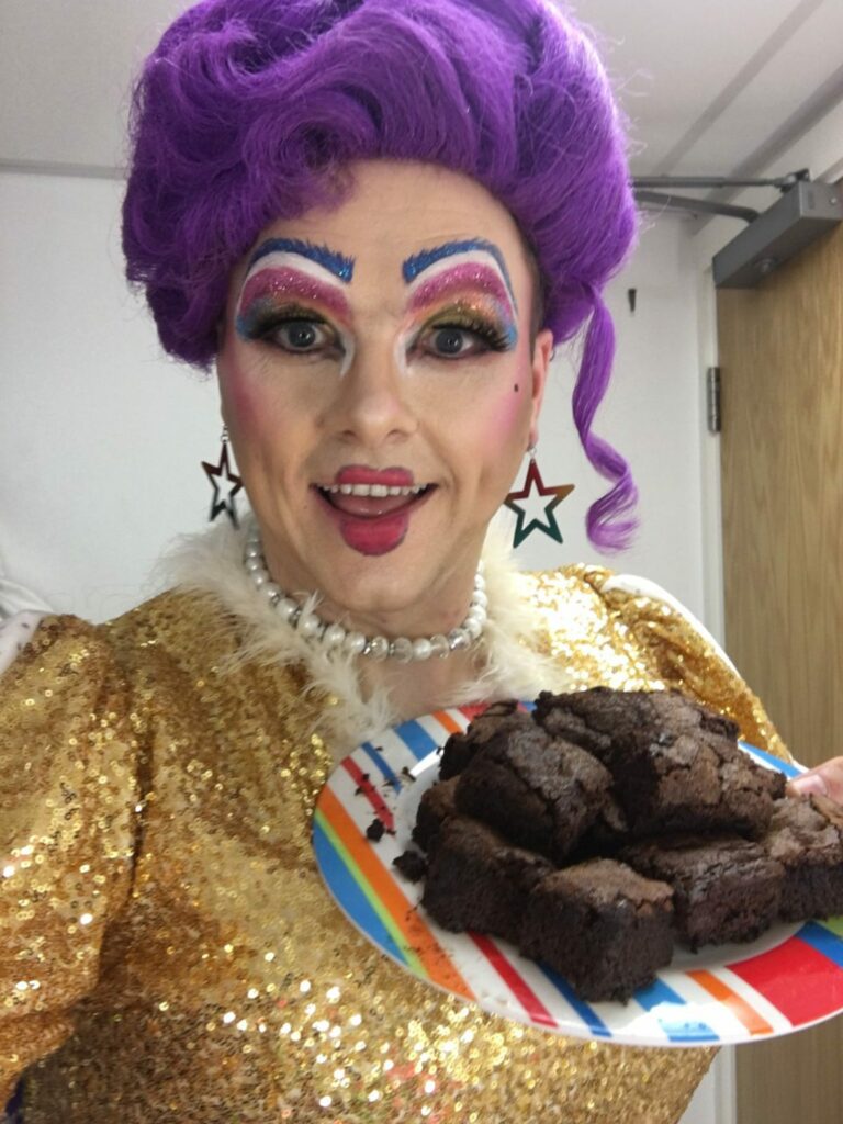 Panto dames reveal what makes being 'that wumman' so special