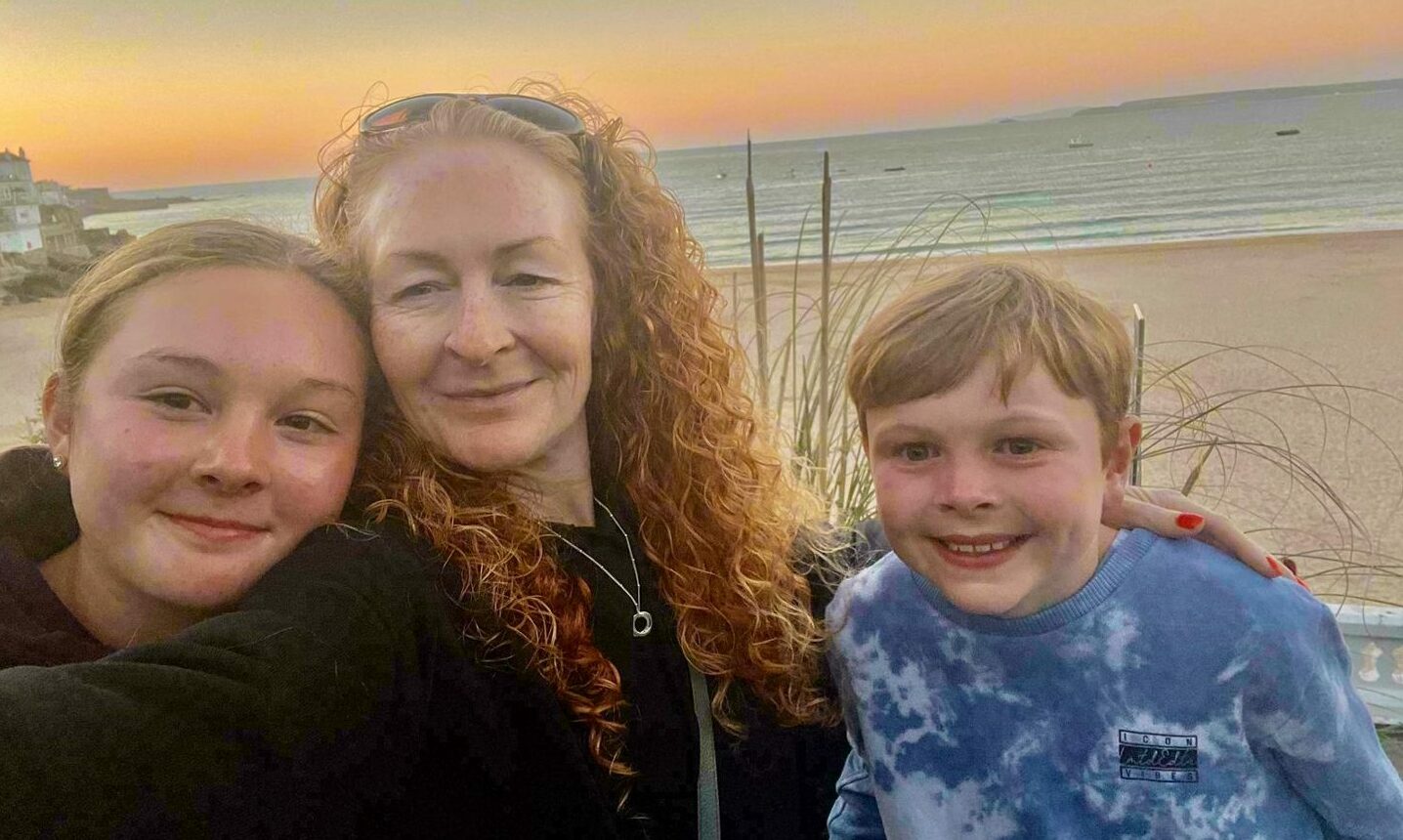 Dundee mum Kerry uses her breast cancer to inspire others