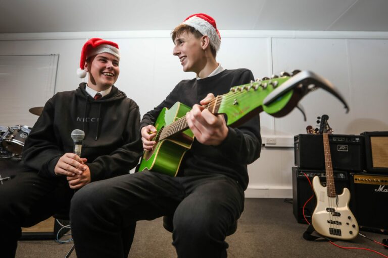 Braeview Academy duo to rock Evening Telegraph Christmas Concert