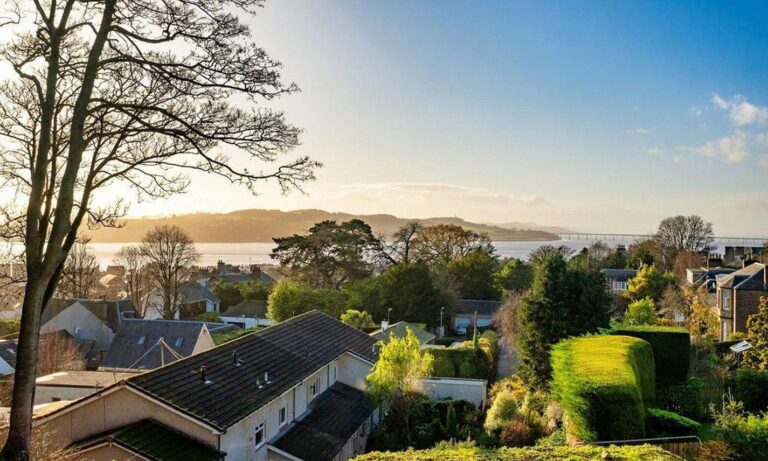 Spectacular £1.2m architect-designed Broughty Ferry house