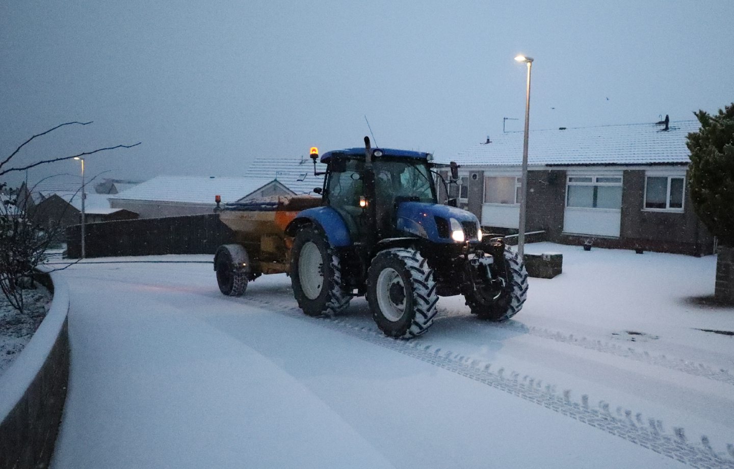 Heavy snow causes travel disruption across Tayside and Fife