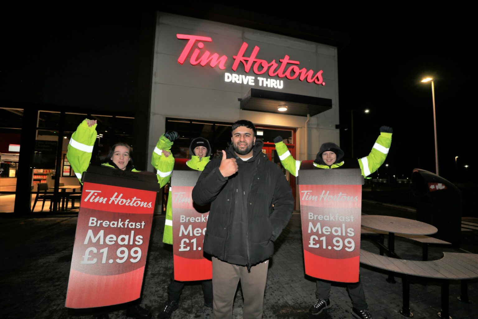 Man waited waited 16 hours to win coffee at Tim Hortons Dundee