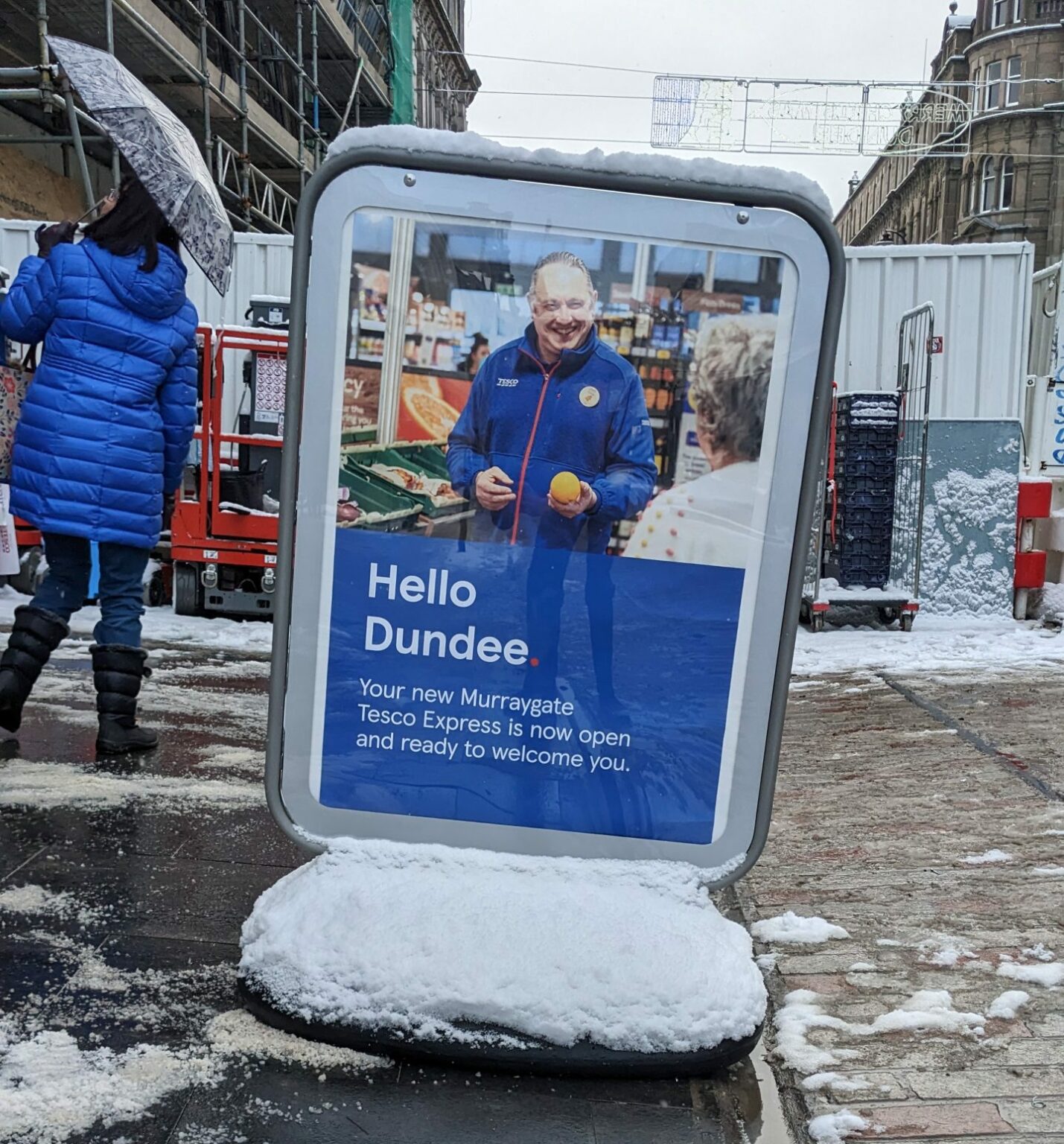 New Tesco Express store opens on Dundee's Murraygate