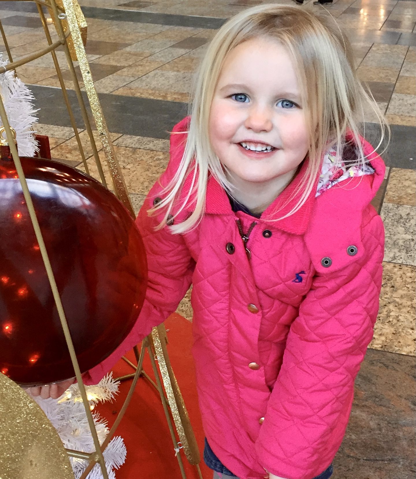 Ruby Stewart: Perthshire couple's new book in daughter's memory