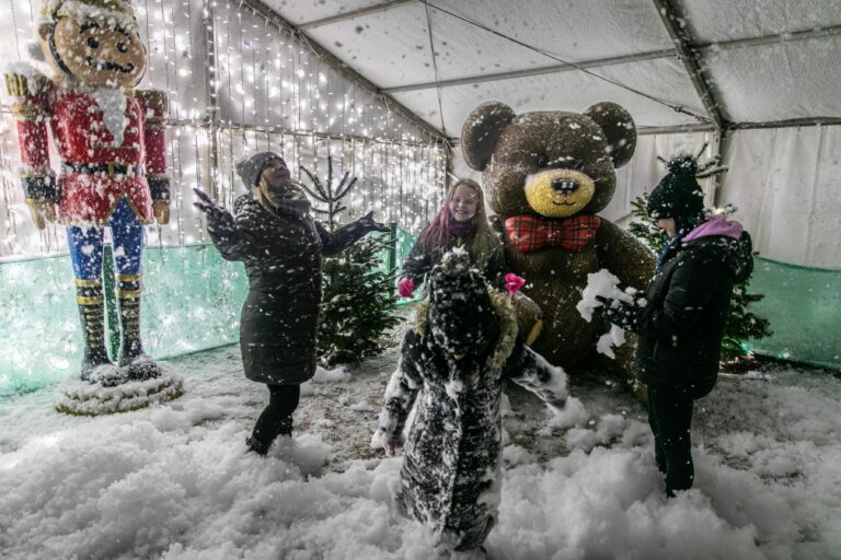 VIDEO: Inside Santa's grotto at Fife's very own Lapland - The Courier